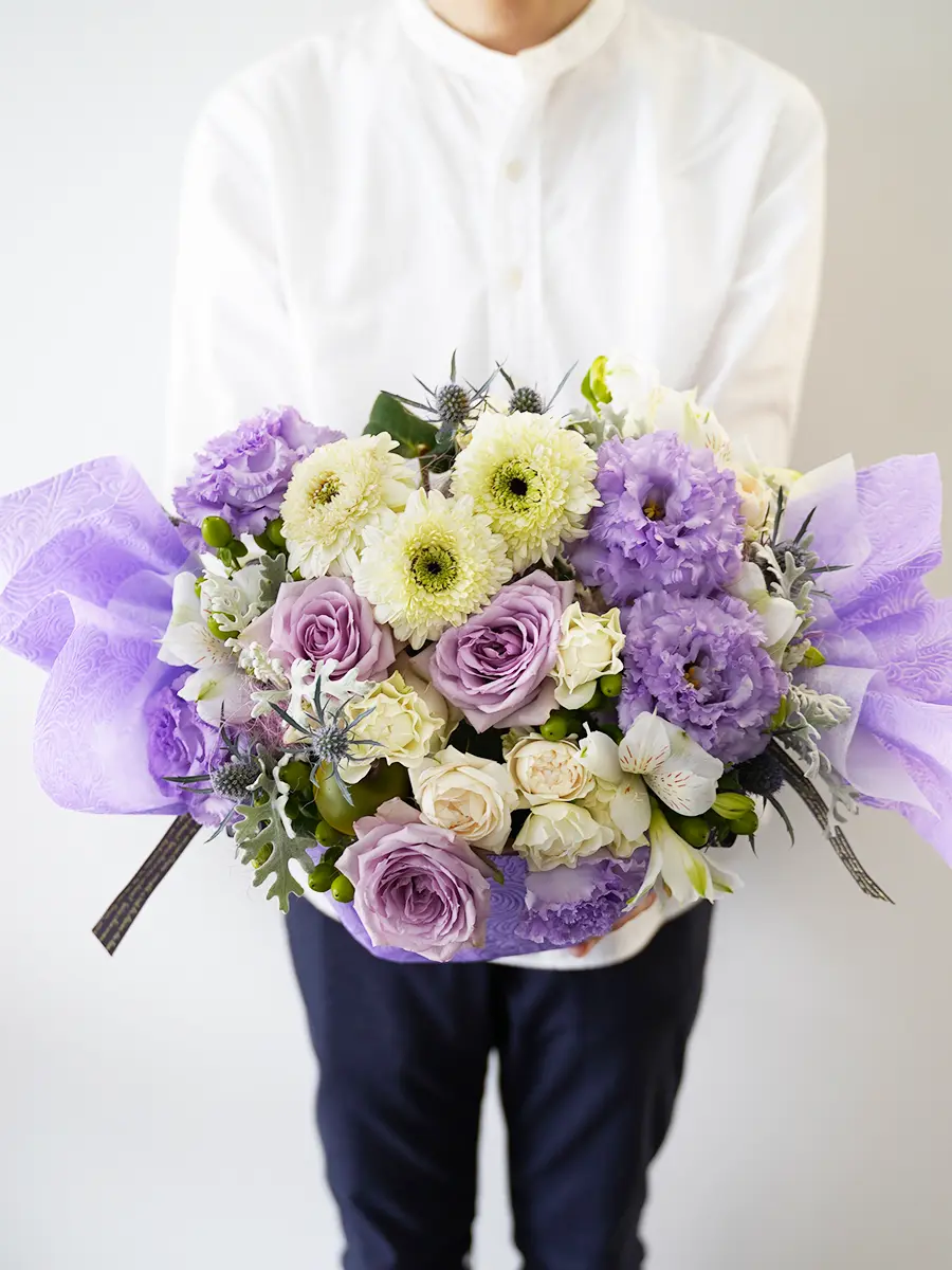 キャンディ生花アレンジ 紫 M｜フラスタ・楽屋花のSakaseru