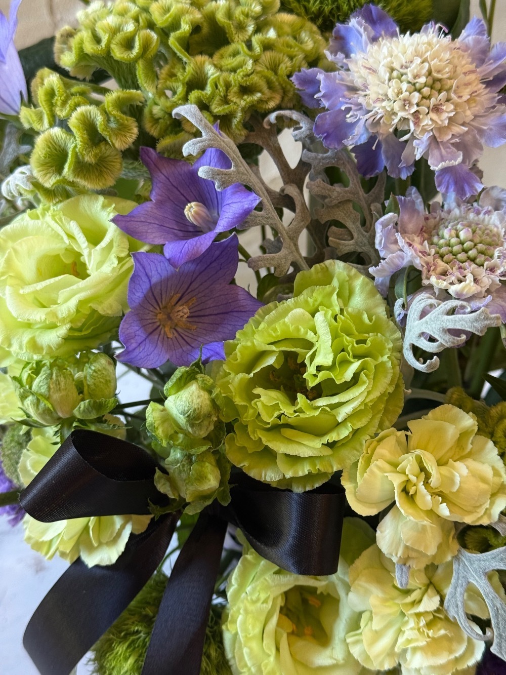 楽屋花 あうるすぽっと 公演 [朗読劇 天上の虹] 神尾晋一郎 様 ご出演祝い花・楽屋花公演・出演祝い|Sakaseru